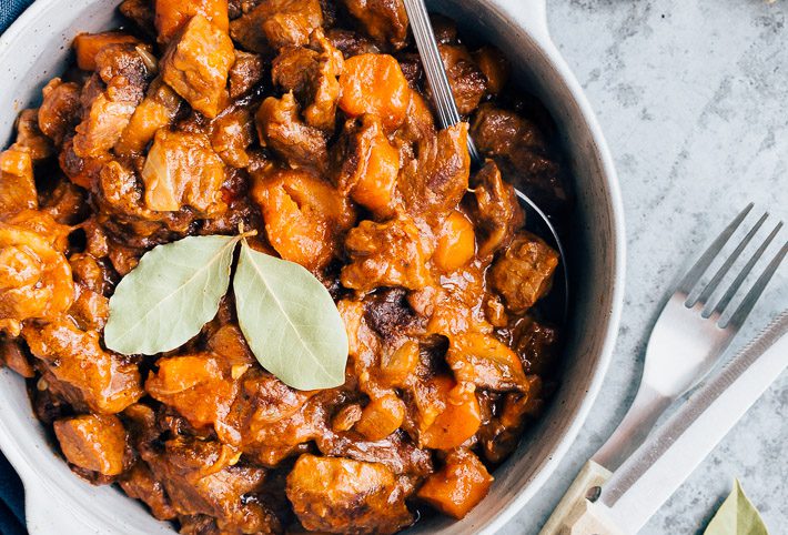 Easy: Stoofvlees met een bijzonder ingrediënt + tips - BESCHERMT UW ...